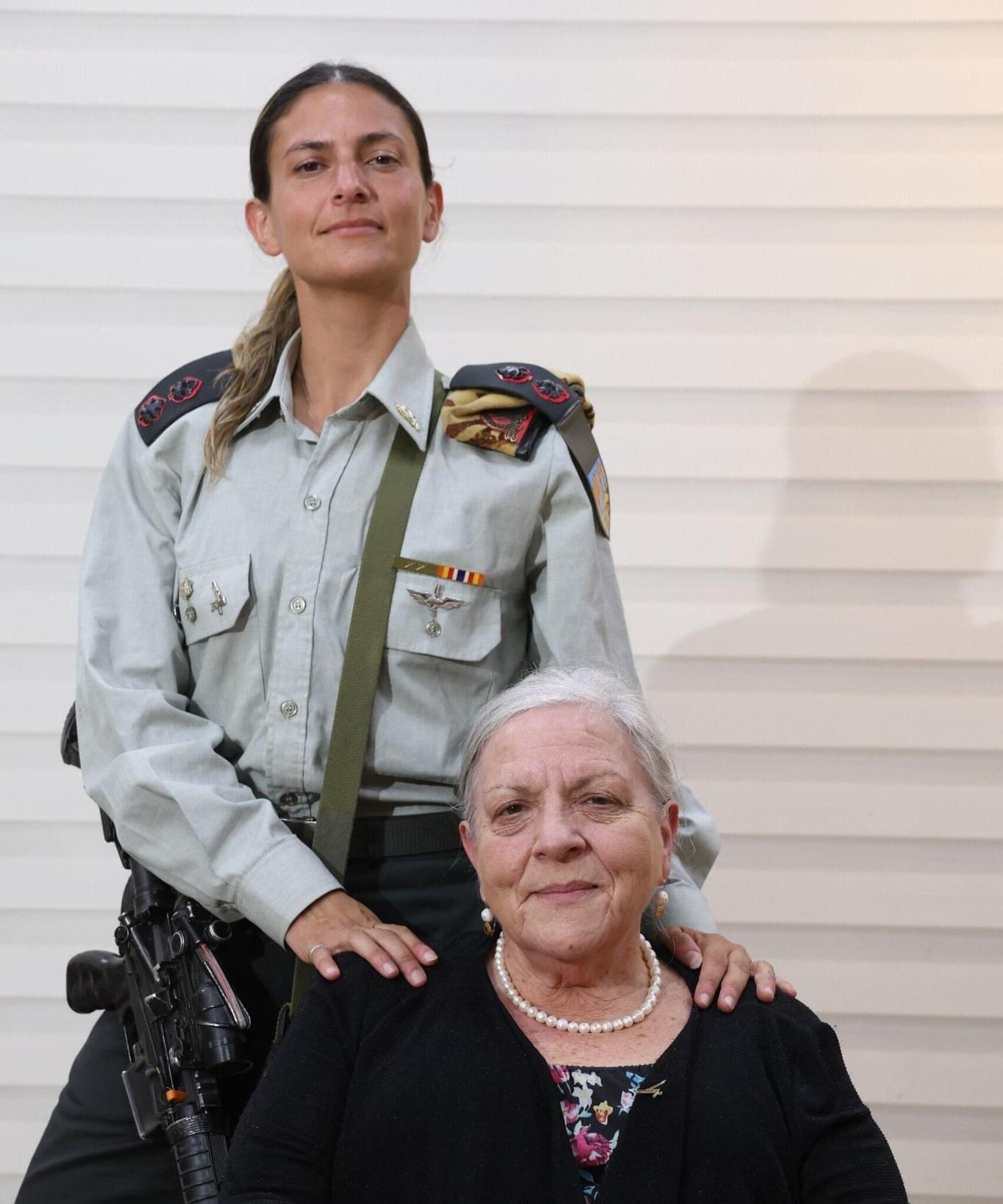 "Ya no hay dudas sobre las mujeres soldados de combate": la comandante ...